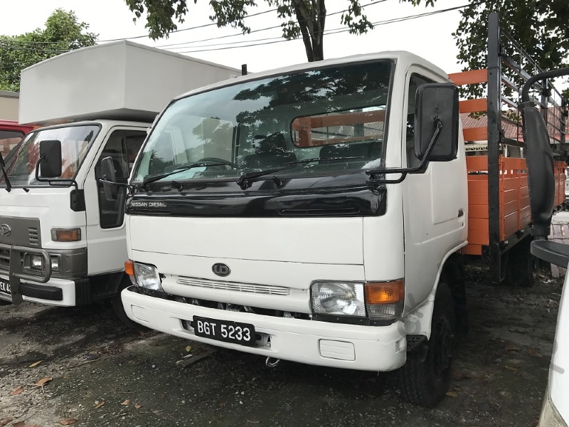 2003 Nissan UD YU41 16'5ft 5,000kg in Selangor Manual for RM35,800 - mytruck.my