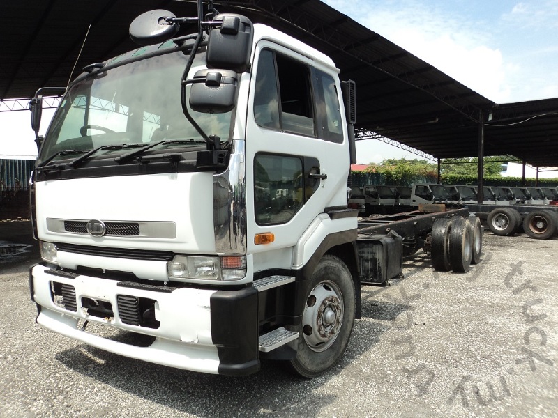 2000 UD Trucks UD 50,000kg in Selangor for RM50,000 - mytruck.my