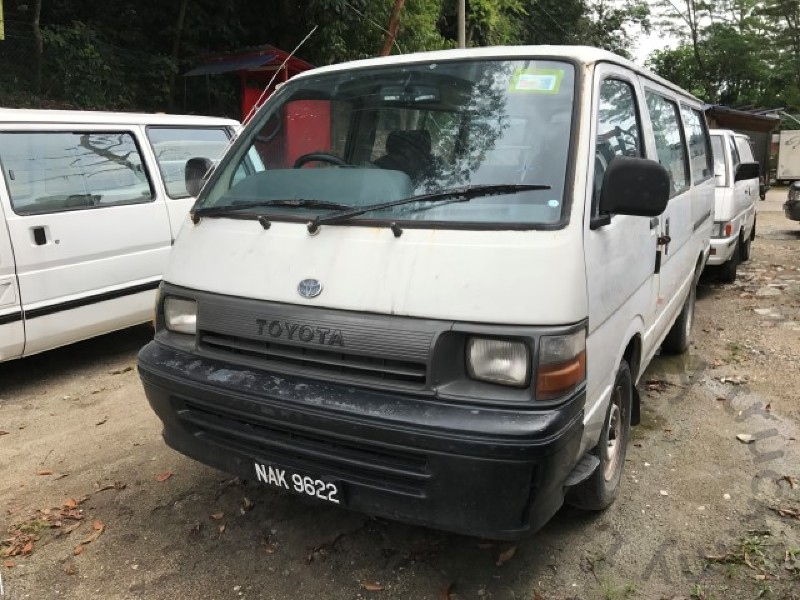 2005 Toyota Hiace 2,500kg in Kuala Lumpur Manual for RM45,800 - mytruck.my